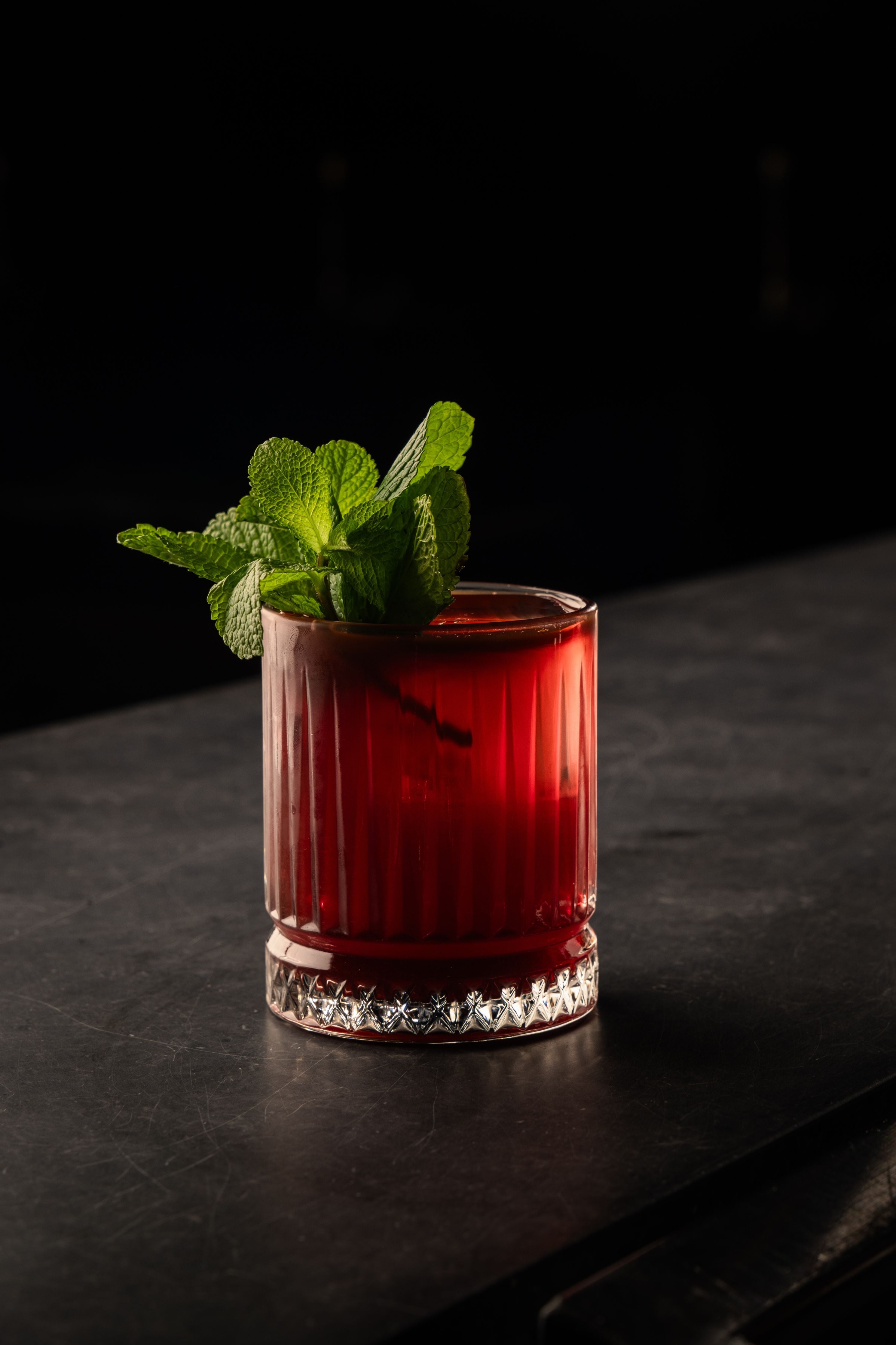 Taylor Adam: Speakeasy Bar in Raffles Place, Singapore