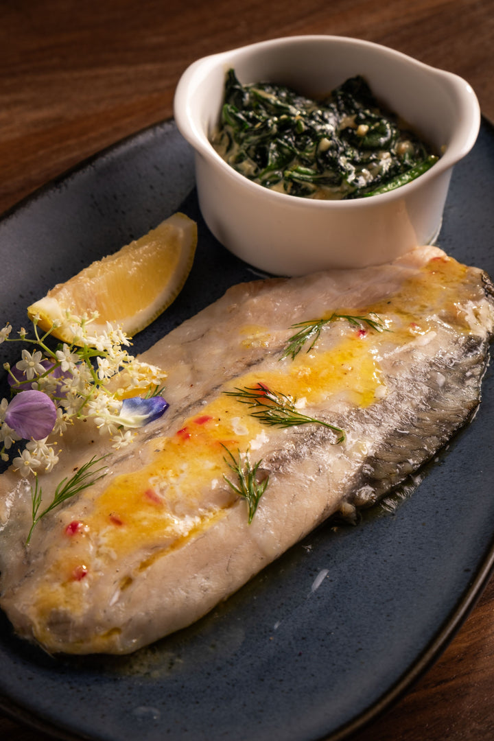 Taylor Adam: Speakeasy Bar in Raffles Place, Singapore