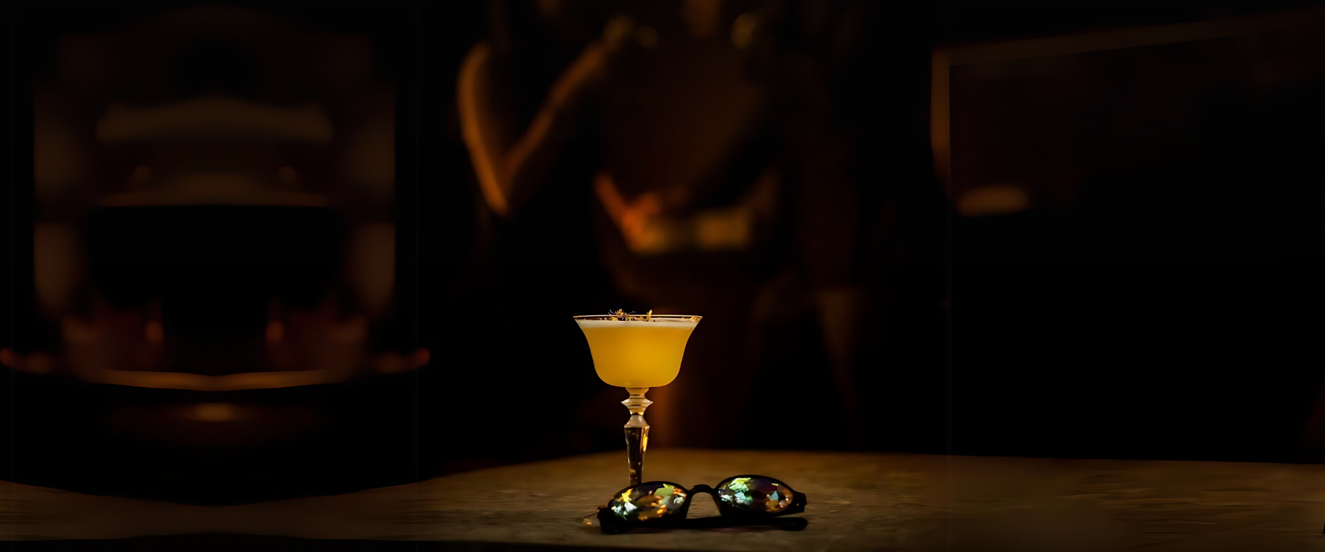 Taylor Adam: Speakeasy Bar in Raffles Place, Singapore
